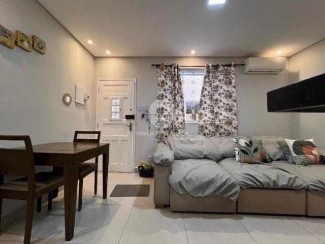 Apartamento Térreo Reformado com Quintal Charmoso no Coração do Boqueirão!