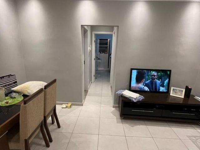 Apartamento Térreo Reformado e Modernizado com Vaga de Garagem