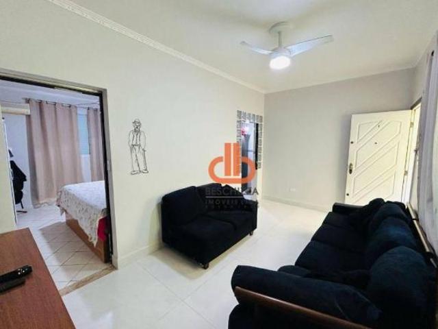 Apartamento térreo três quartos, Campo Grande, Santos