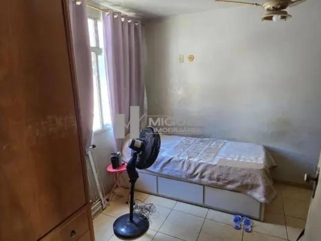 Apartamento tipo casa Rua Jorge Rudge Vila Isabel. 2 salas, 6 quartos, sendo 1 suíte, 4 banheiro