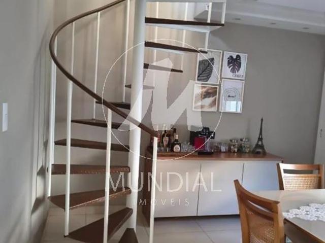 Apartamento tipo duplex 2 dormitórios, cozinha planejada, em condomínio fechado