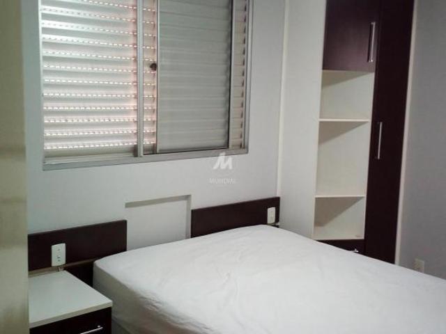 Apartamento tipo duplex 3 dormitórios/suite, cozinha planejada, em condomínio fechado