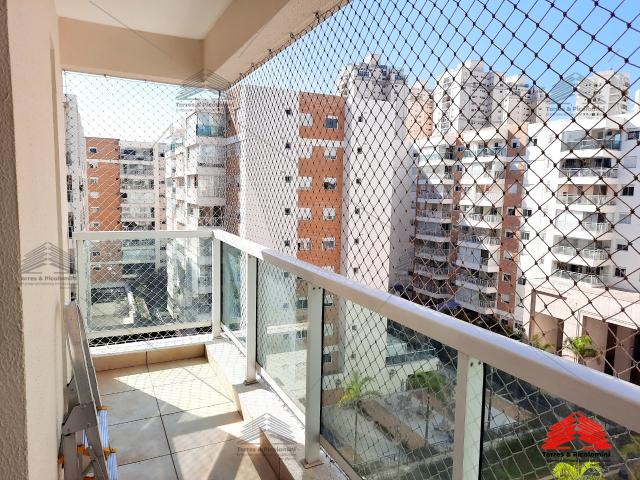 Apartamento tipo flat a venda no Luzes da Mooca, 52m², 1 suíte com closet, sala, cozinha americana, ar condicionado, mobiliado e decorado, garagem