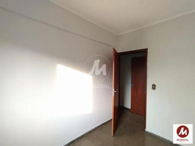 Apartamento tipo padrao 2 dormitórios, cozinha planejada, portaria 24 horas, elevador, em condom