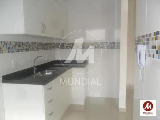 Apartamento tipo padrao 2 dormitórios/suite, cozinha planejada, portaria 24 horas, elevador, em