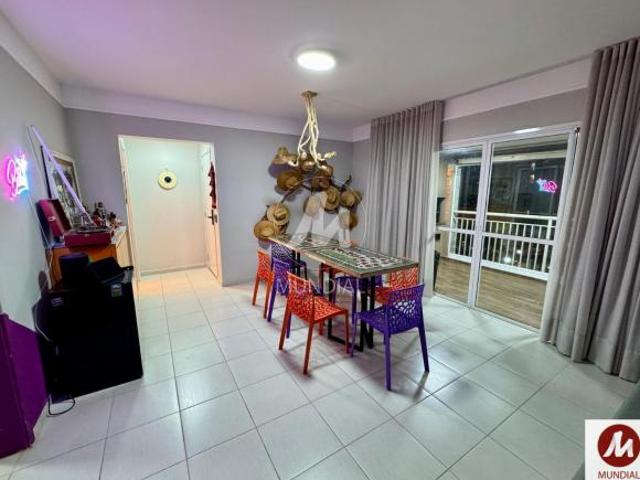 Apartamento tipo padrao 2 dormitórios/suite, cozinha planejada, portaria 24 horas, elevador, em