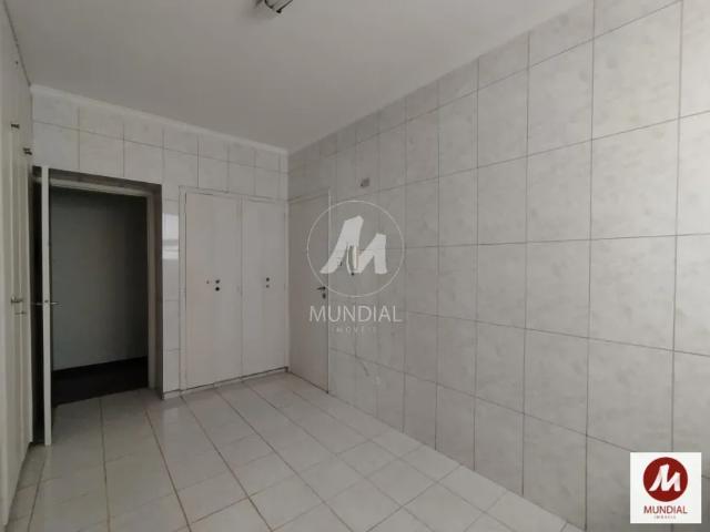 Apartamento tipo padrao 3 dormitórios, cozinha planejada, elevador, em condomínio fechado