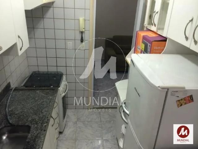 Apartamento tipo padrao 3 dormitórios/suite, cozinha planejada, portaria 24 horas, em condomínio