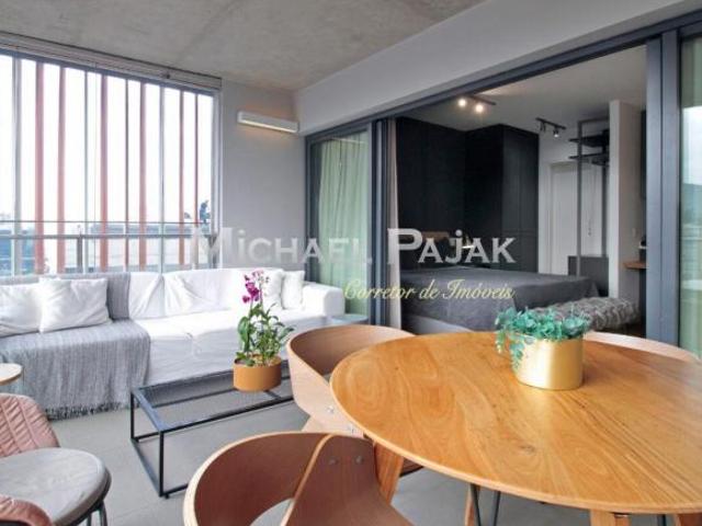 Apartamento tipo para venda com 1 quarto com suíte Michael Pajak 11 99996 4550