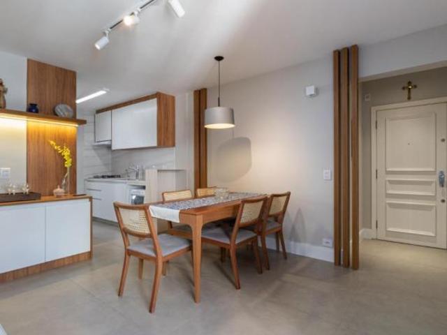 Apartamento tipo para venda com 2 quartos, 57m²