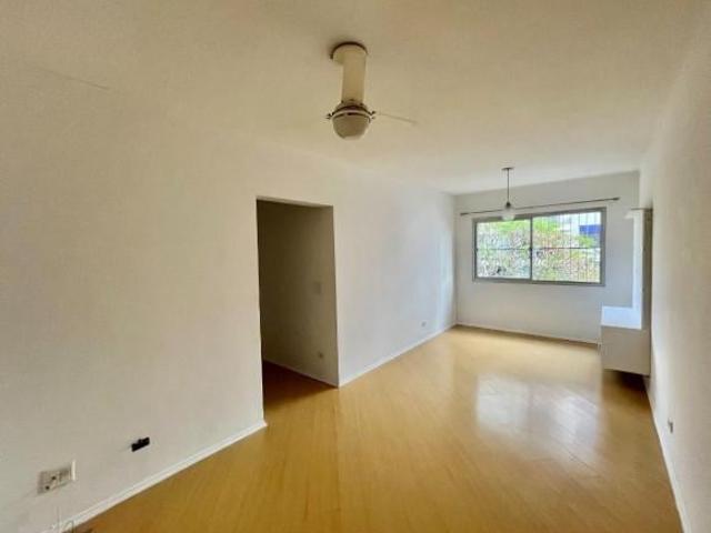Apartamento tipo para venda com 2 quartos, 64m²