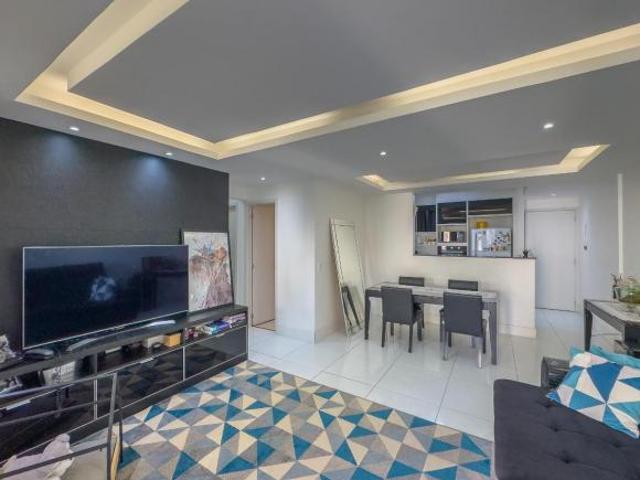 Apartamento tipo para venda com 2 quartos, 66m²