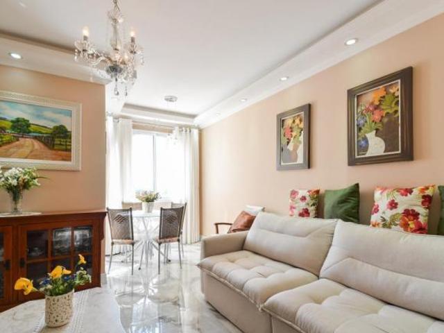 Apartamento tipo para venda com 2 quartos, 68m²