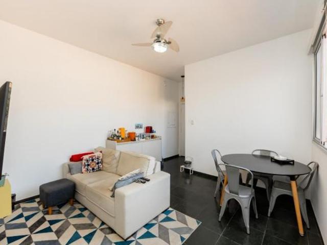 Apartamento tipo para venda com 2 quartos, 69m²