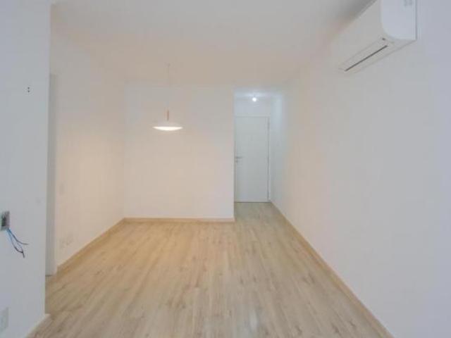 Apartamento tipo para venda com 2 quartos, 70m²