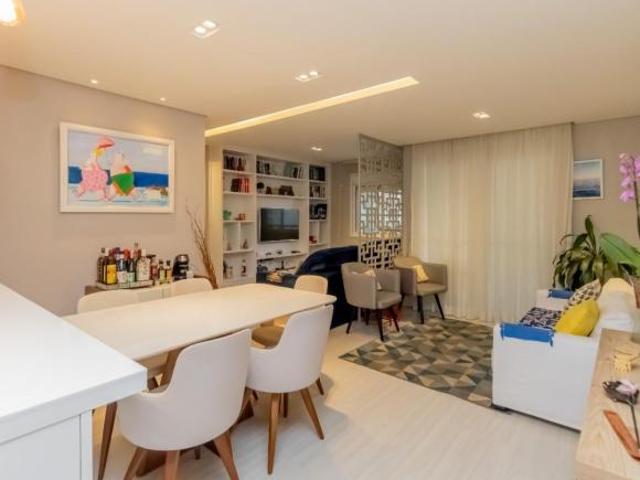 Apartamento tipo para venda com 2 quartos, 70m²