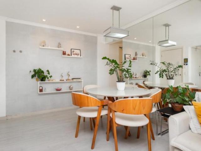 Apartamento tipo para venda com 2 quartos, 72m²