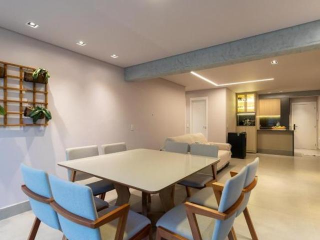 Apartamento tipo para venda com 2 quartos, 80m²