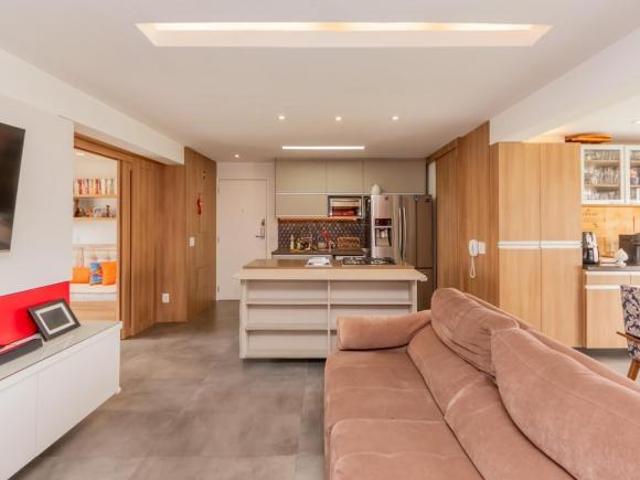 Apartamento tipo para venda com 2 quartos, 85m²
