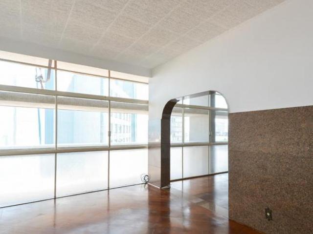 Apartamento tipo para venda com 2 quartos, 150m²