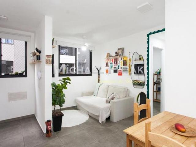 Apartamento tipo para venda com 2 quartos Michael Pajak 11 99996 4550