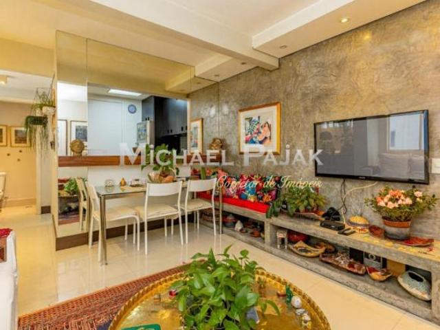 Apartamento tipo para venda com 2 quartos Michael Pajak 11 99996 4550