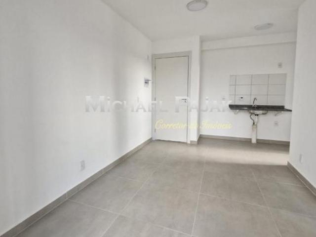 Apartamento tipo para venda com 2 quartos, sendo 1 suíte Michael Pajak 11 99996 4550