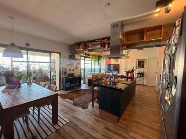 Apartamento tipo para venda com 2 quartos, sendo 1 suíte, 102m²