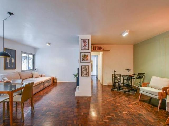 Apartamento tipo para venda com 2 quartos, sendo 1 suíte, 107m²