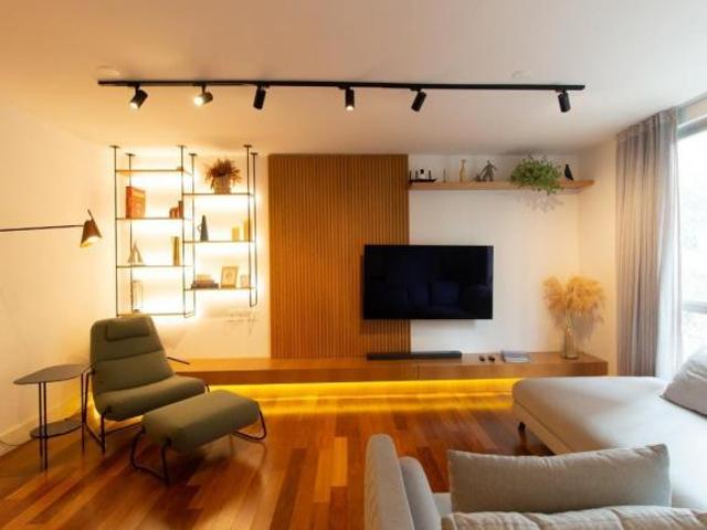 Apartamento tipo para venda com 2 quartos, sendo 1 suíte, 105m²