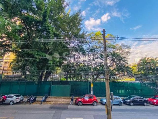 Apartamento tipo para venda com 2 quartos, sendo 1 suíte, 136m²