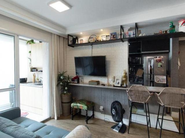 Apartamento tipo para venda com 2 quartos, sendo 1 suíte, 57m²