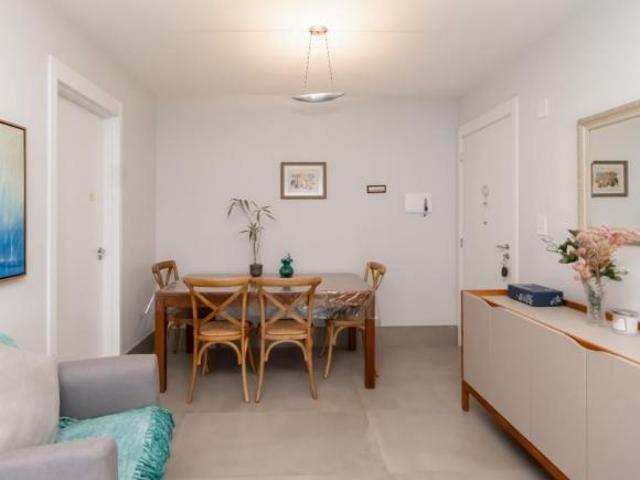 Apartamento tipo para venda com 2 quartos, sendo 1 suíte, 57m²