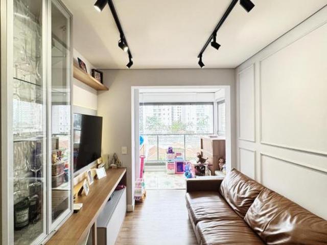 Apartamento tipo para venda com 2 quartos, sendo 1 suíte, 69m²
