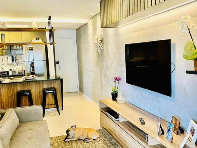 Apartamento tipo para venda com 2 quartos, sendo 1 suíte, 70m²