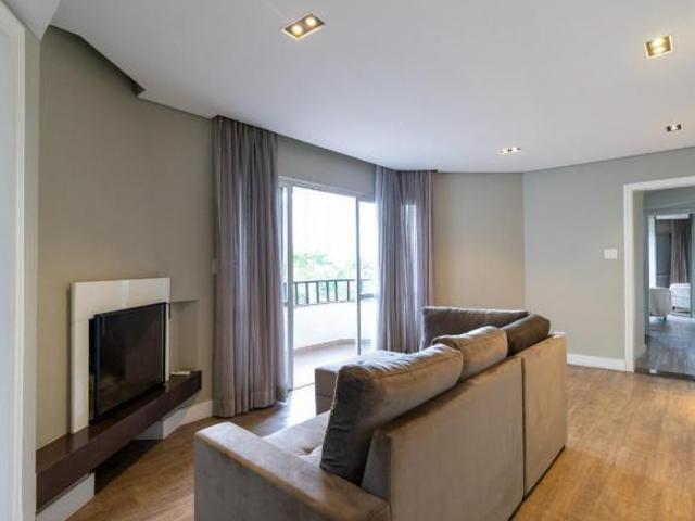 Apartamento tipo para venda com 2 quartos, sendo 1 suíte, 70m²