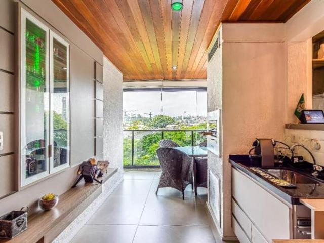 Apartamento tipo para venda com 2 quartos, sendo 2 suítes, 82m²