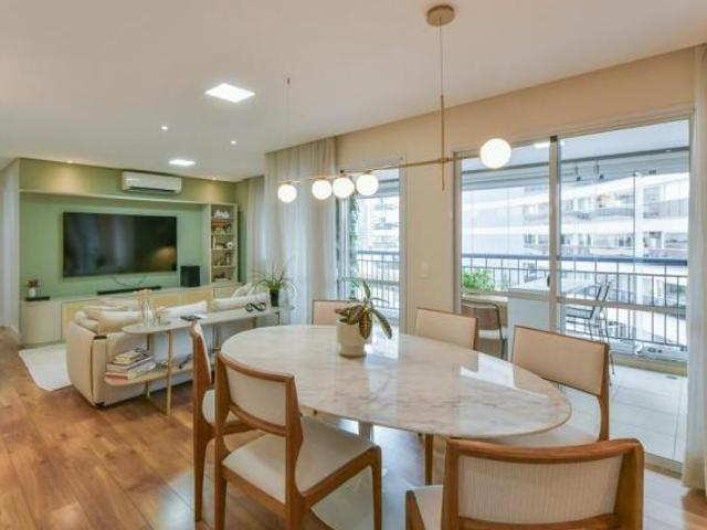 Apartamento tipo para venda com 2 quartos, sendo 2 suítes, 94m²