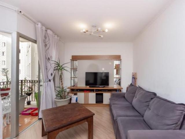 Apartamento tipo para venda com 3 quartos, 70m²