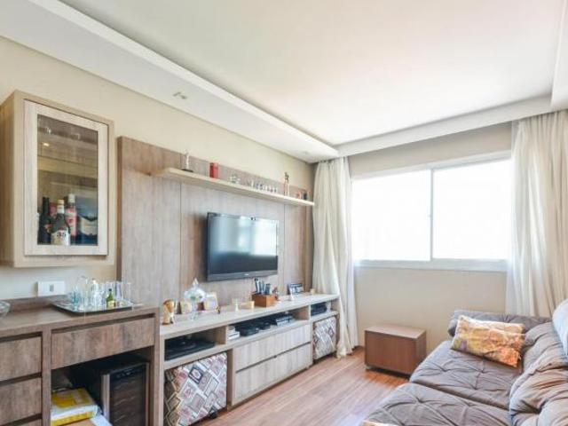 Apartamento tipo para venda com 3 quartos, 70m²