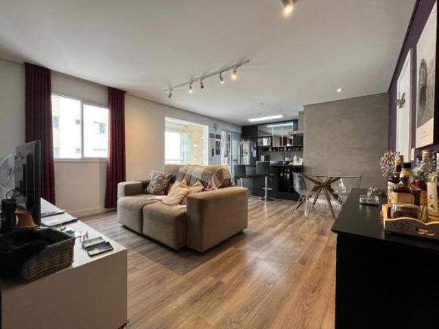 Apartamento tipo para venda com 3 quartos, 83m²