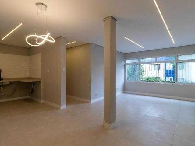 Apartamento tipo para venda com 3 quartos, 85m²