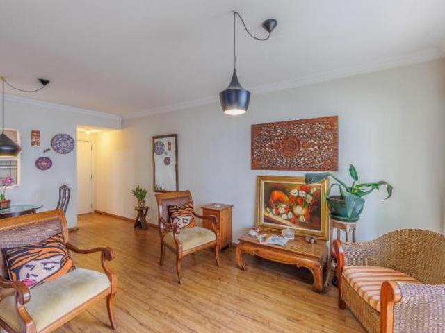 Apartamento tipo para venda com 3 quartos, 98m²