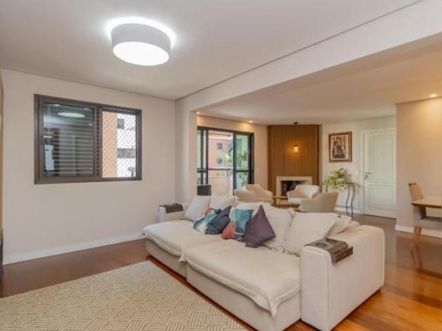Apartamento tipo para venda com 3 quartos, 123m²