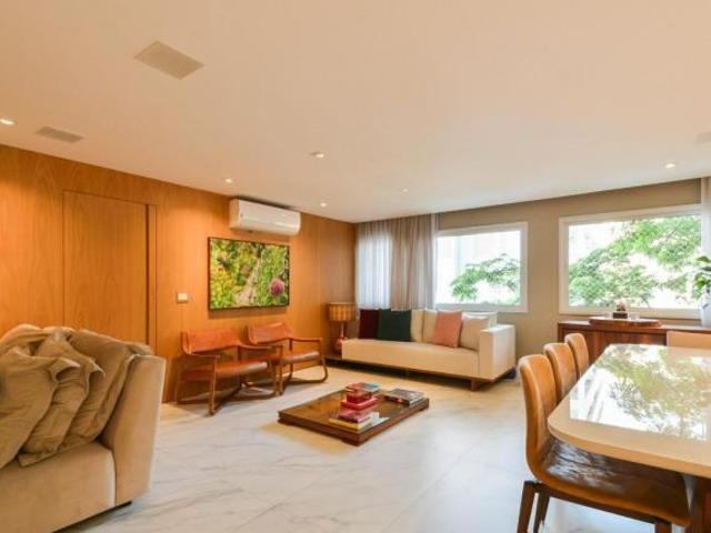 Apartamento tipo para venda com 3 quartos, 128m²