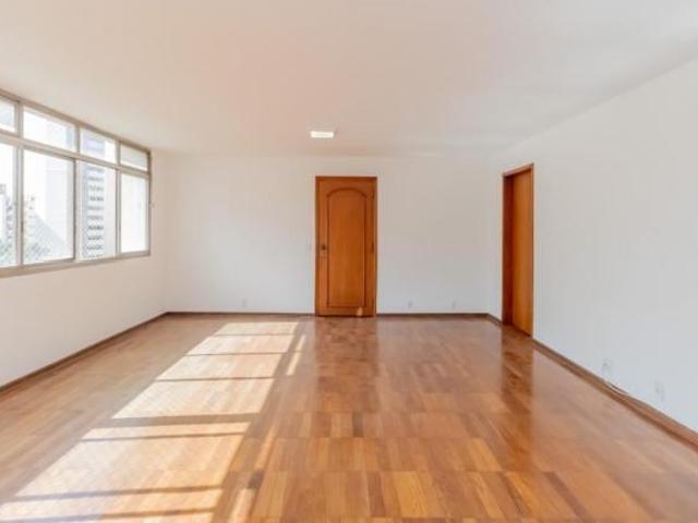Apartamento tipo para venda com 3 quartos, 128m²