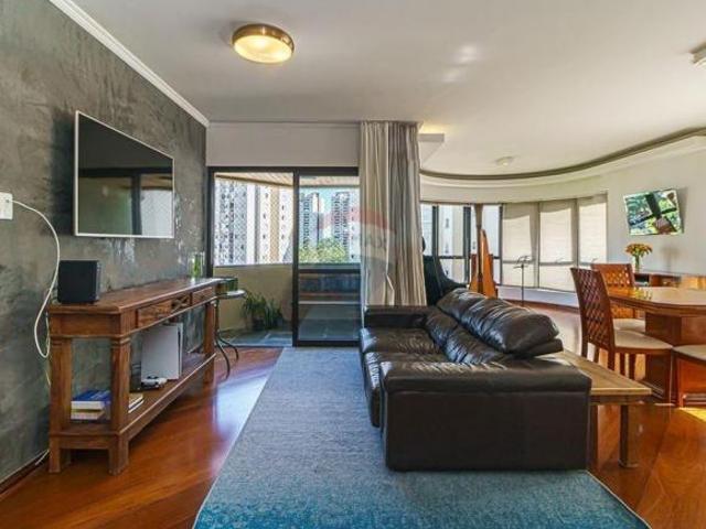Apartamento tipo para venda com 3 quartos, 142.8m²