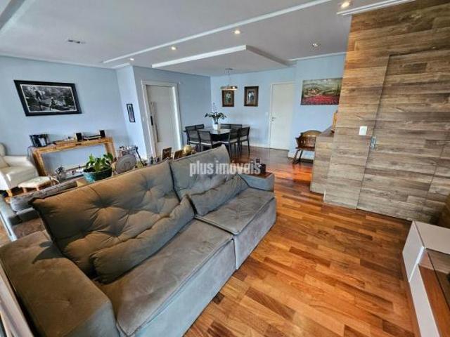 Apartamento tipo para venda com 3 quartos, 3 vagas, 126m²