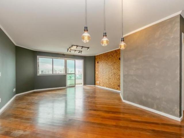 Apartamento tipo para venda com 3 quartos, sendo 1 suíte, 142m²