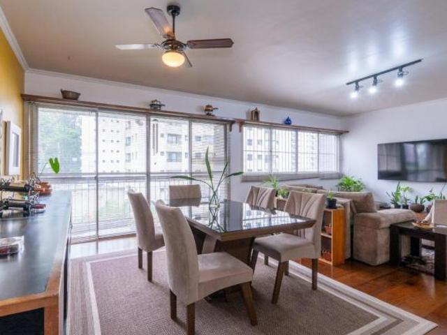 Apartamento tipo para venda com 3 quartos, sendo 1 suíte, 150m²